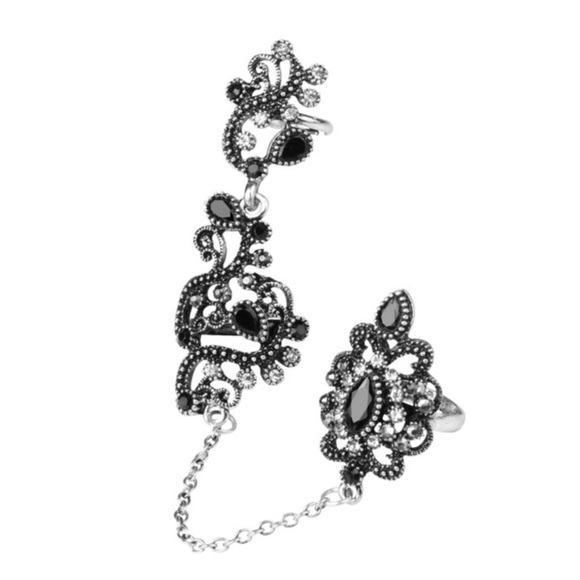 Jewelry | Vintage Baroque Double Chained Crystal Ring | Poshmark
